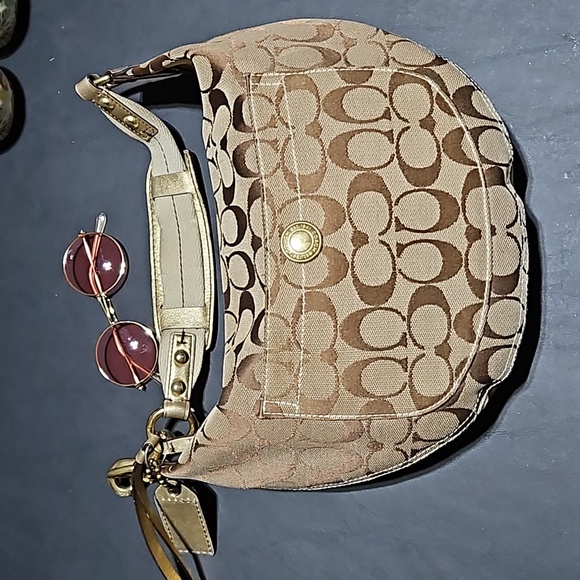 Coach | Bags | Coach Hampton Signature Hobo Shoulder Bag | Poshmark